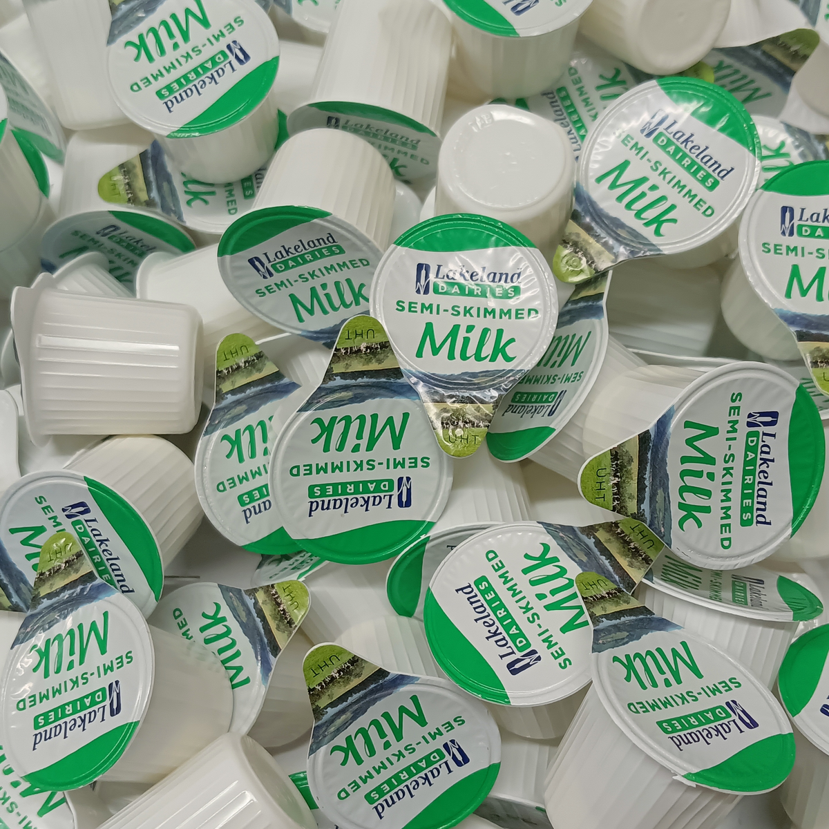120 x UHT Milk Pots 12ml | Semi Skimmed or Whole | Lakeland – AB GROCERIES